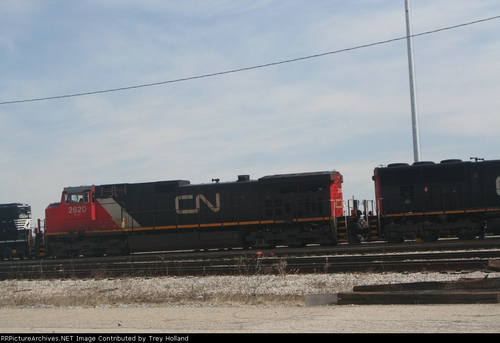 CN 2620